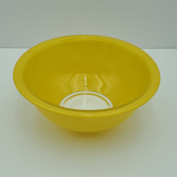 Pyrex | Dining | Pyrex Yellow Clear Bottom 5 Quart Nesting Mixing Bowl ...